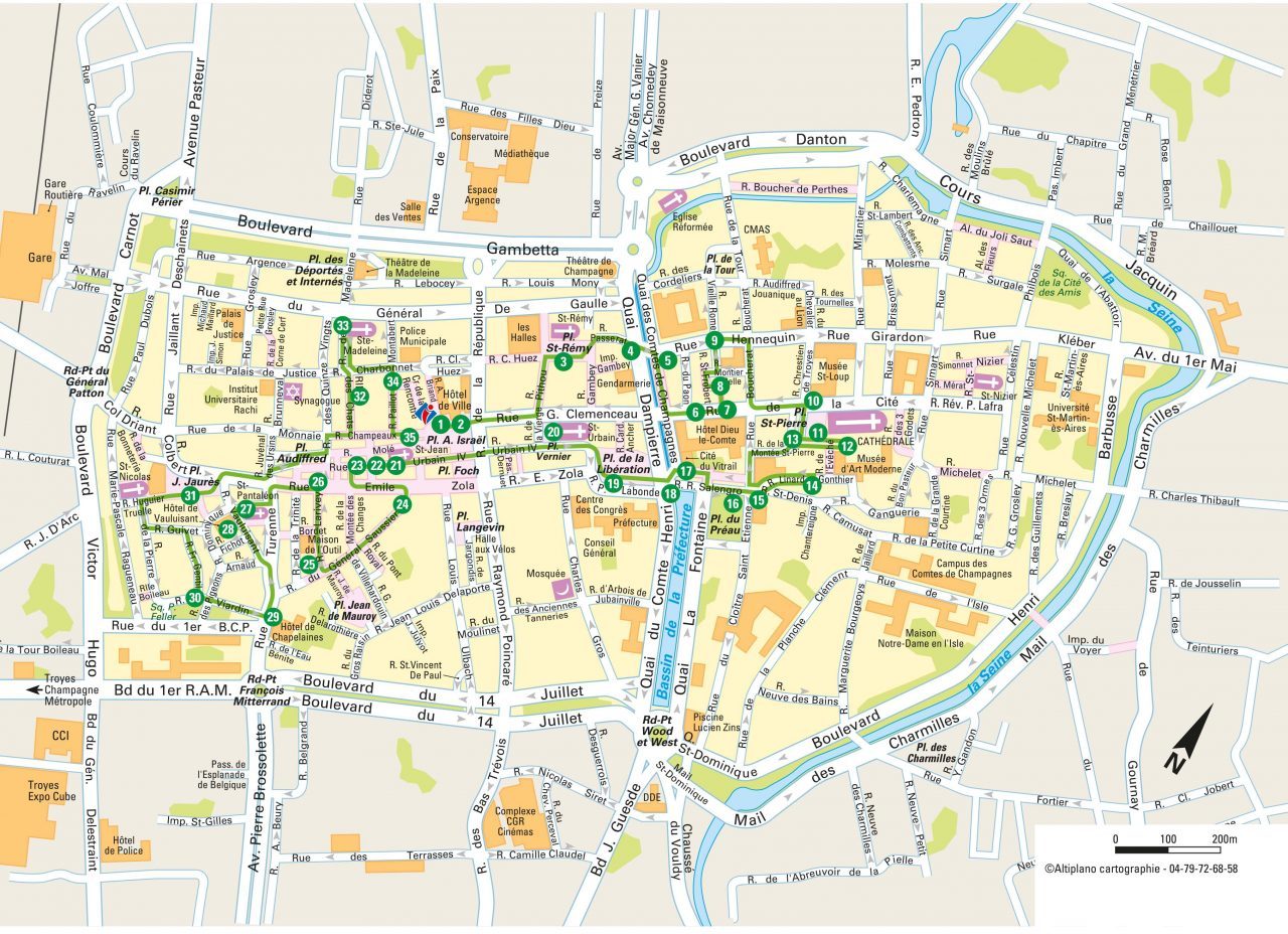 Partez avec moi à la découverte du centre historique de Troyes ...